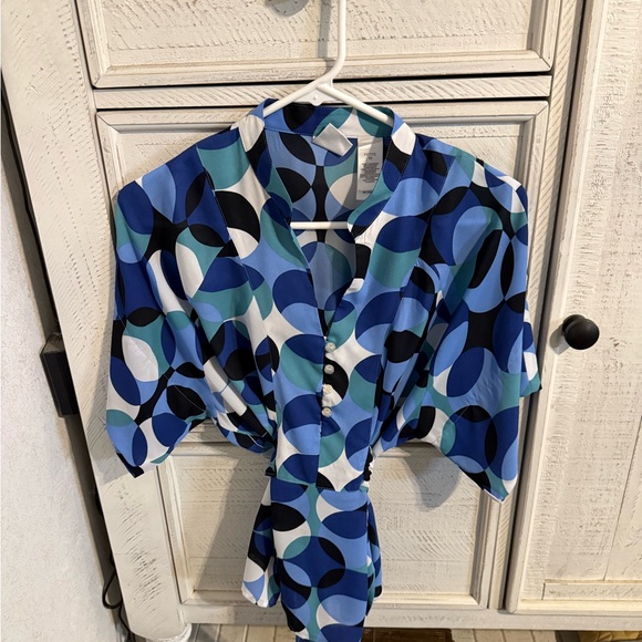 Emma James | Tops | Emma James Blue And Black Geometric Blouse | Poshmark